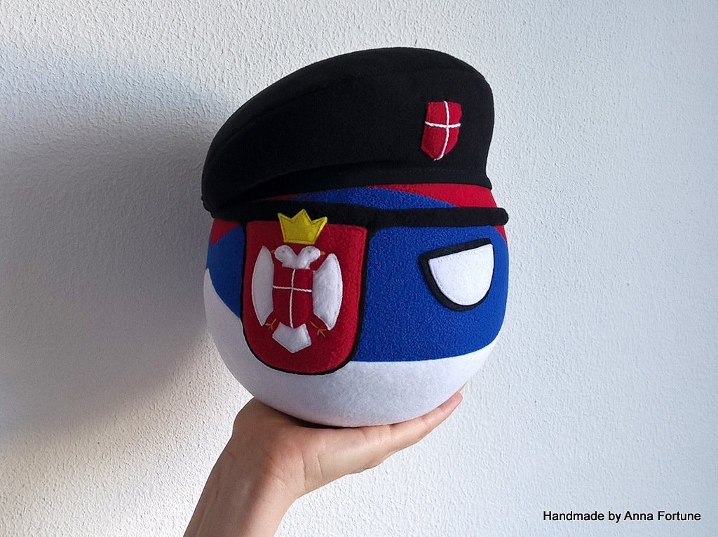 Serbiaball with Beret – Handmade by Anna Fortune