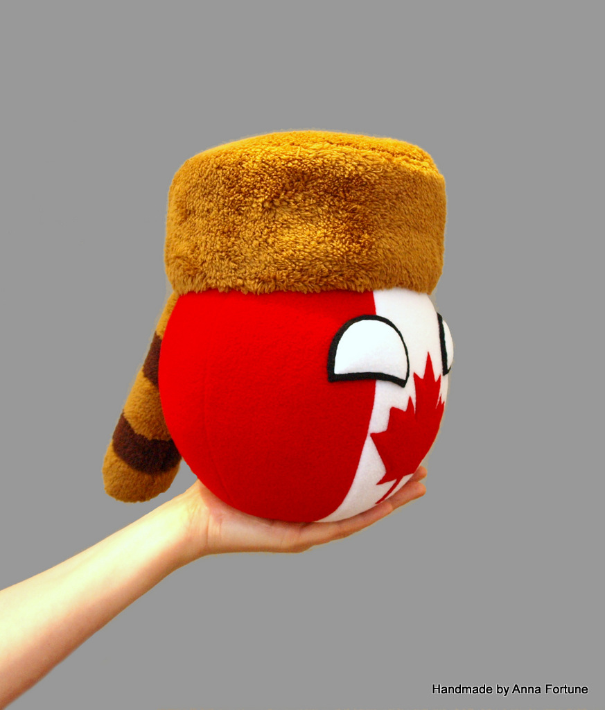 Canadaball with Coonskin Cap is ready – Handmade by Anna Fortune