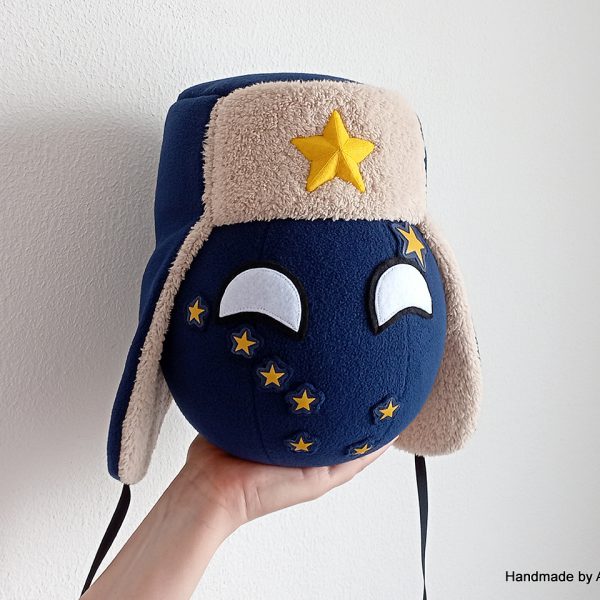 Alaskaball in a winter hat – Handmade by Anna Fortune